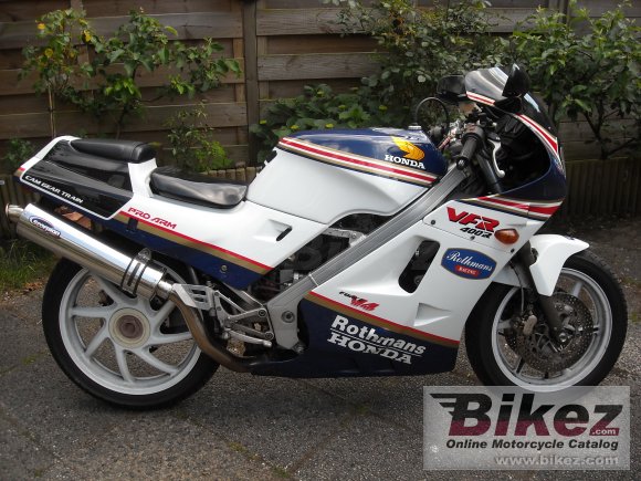 Honda VFR 400 NC24 gallery